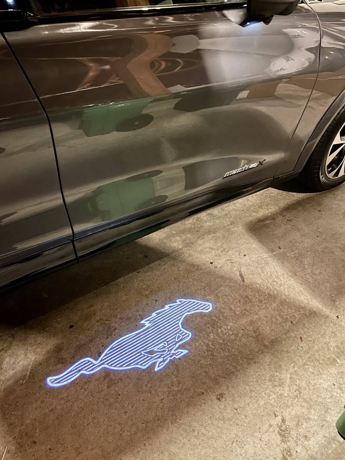 What's the trick to get the pony puddle lights to come one? | Page 4 ...