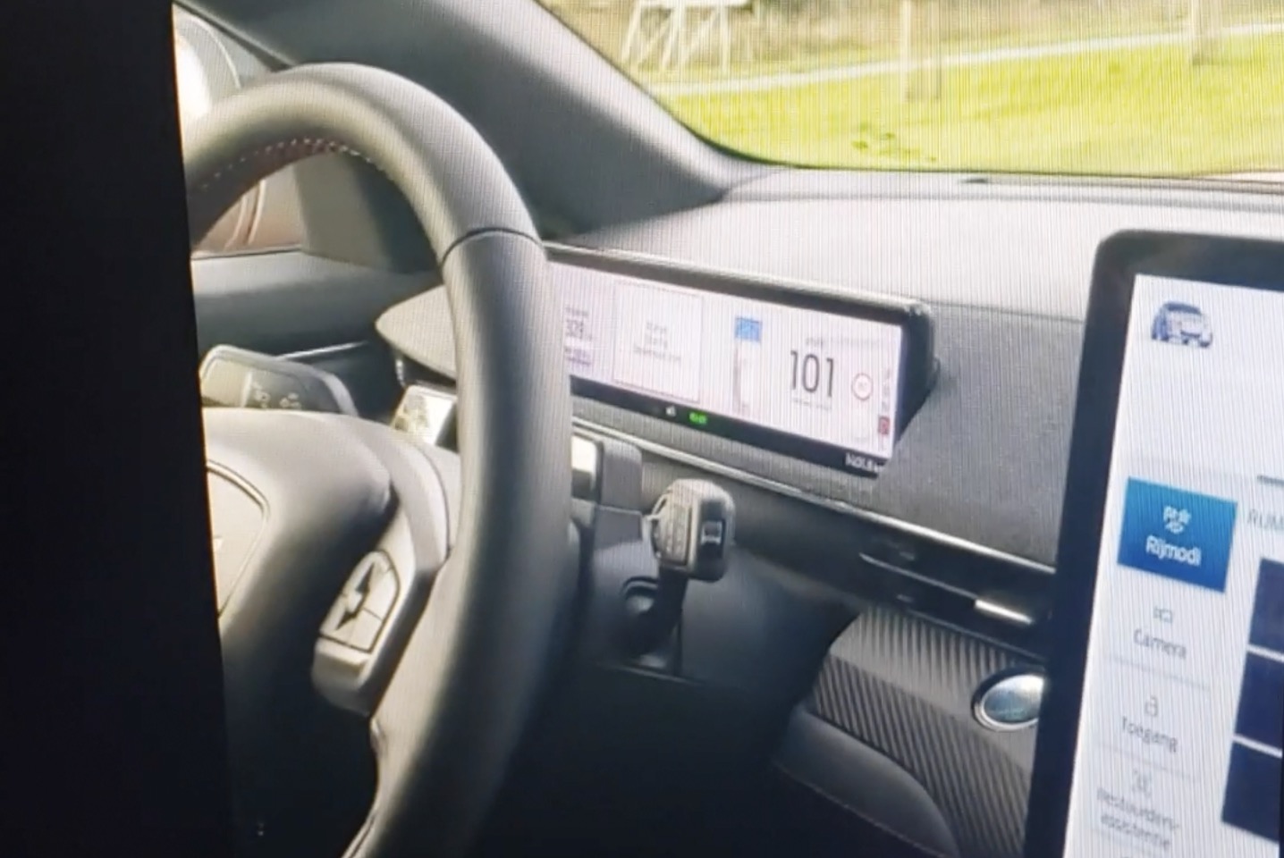 Mach-E acceleration video... someone's having fun! | MachEforum - Ford ...