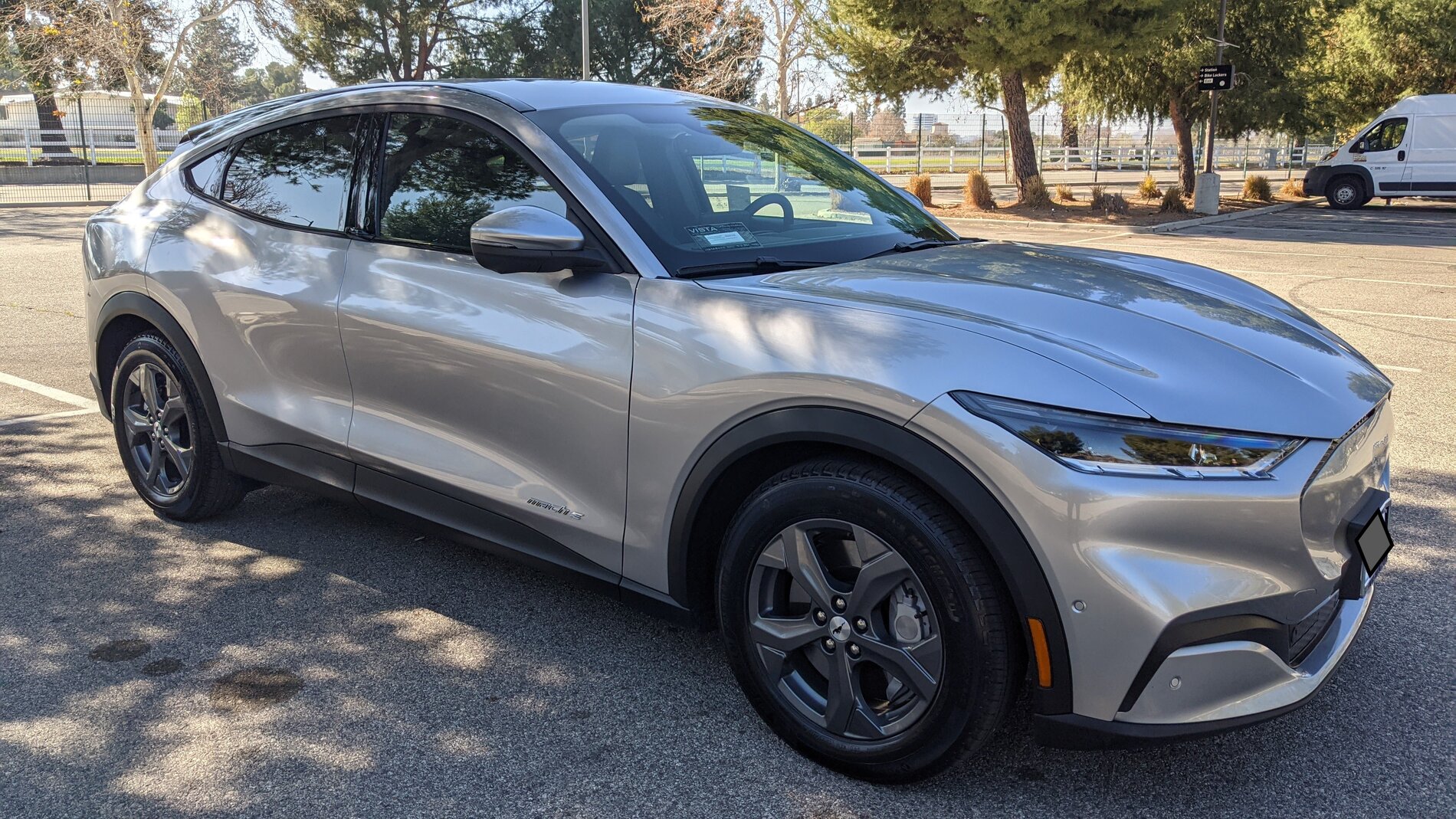 First Impressions of a Tesla M3 Owner buying Mach-E Select RWD ...