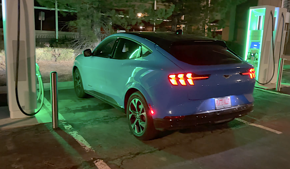 Kyle’s 0-100% DC Fast Charging (DCFC) Test: Mach-E Extended Range AWD ...