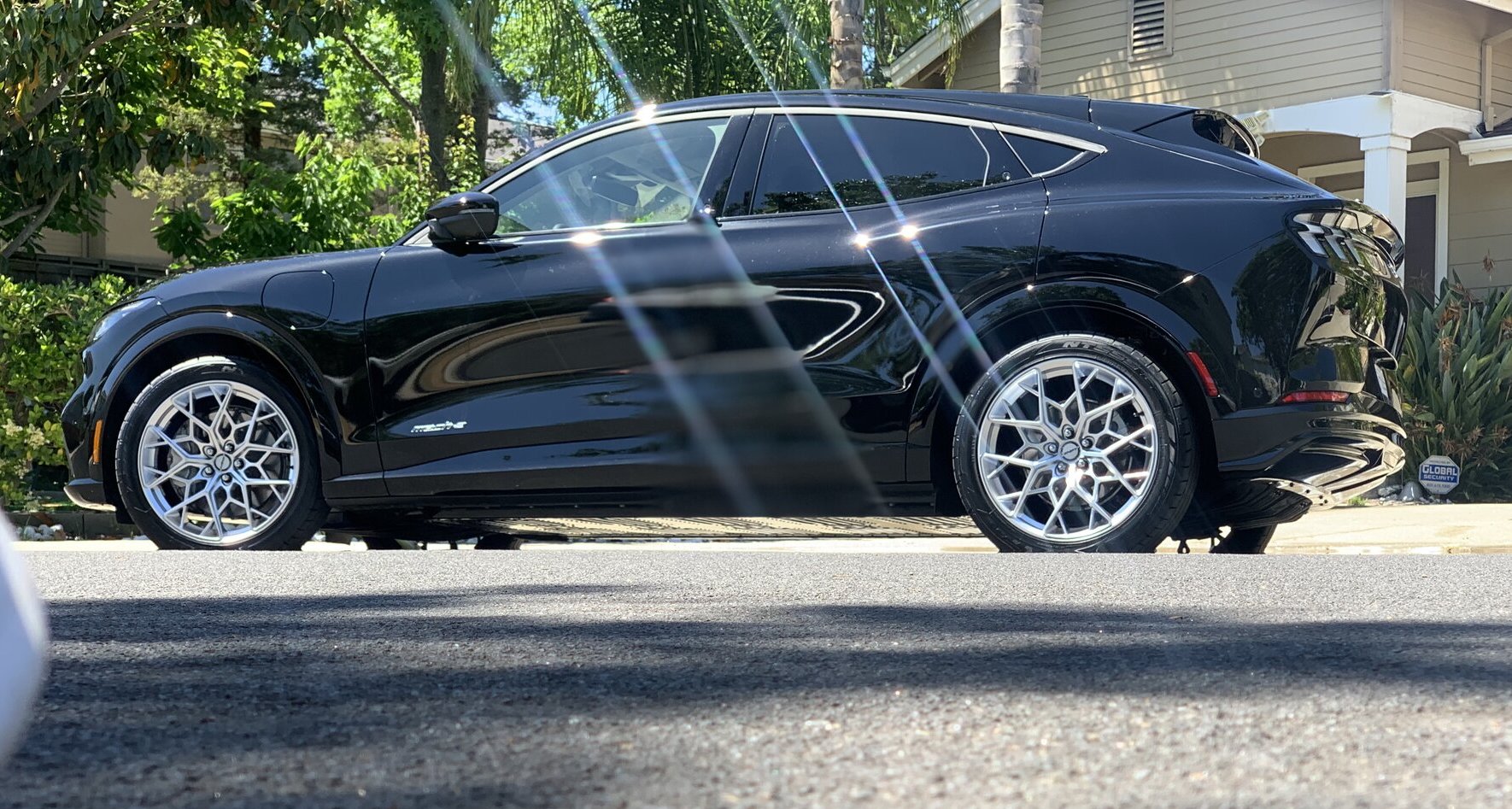 My Shadow Black Mach-E on 20" wheels | Page 2 | MachEforum - Ford ...