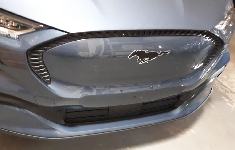 SSM 49796 - No Front License Plate Bracket Installation on Mach-E built ...