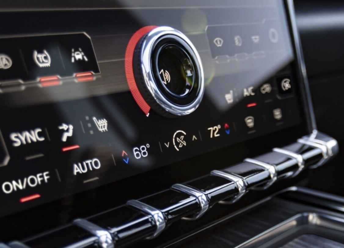 Ford engineer comments on GM Sierra EV's familiar display "knob" on ...