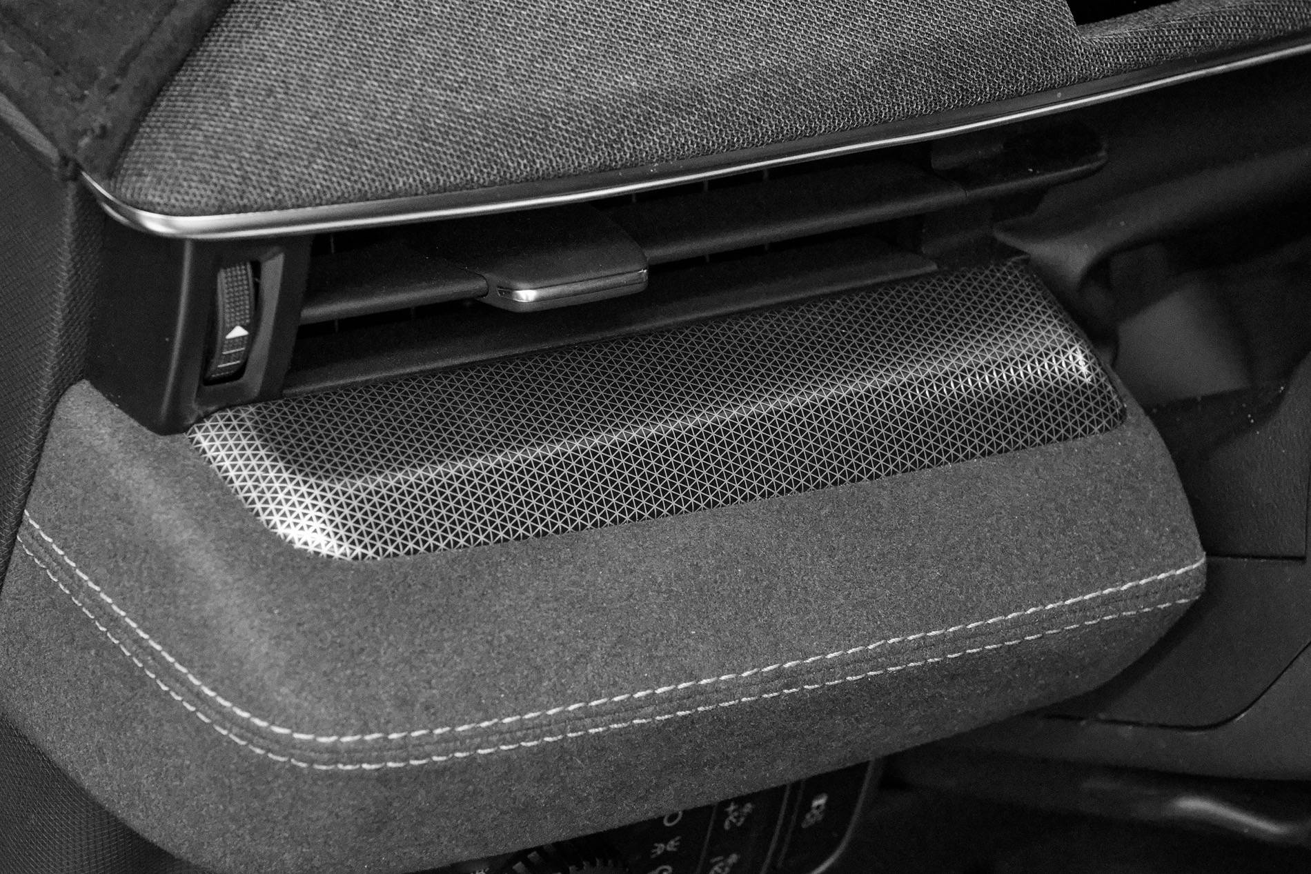 Real Forged Carbon Fiber Door And Dash Trim Kits Macheforum Ford Mustang Mach E News Owners