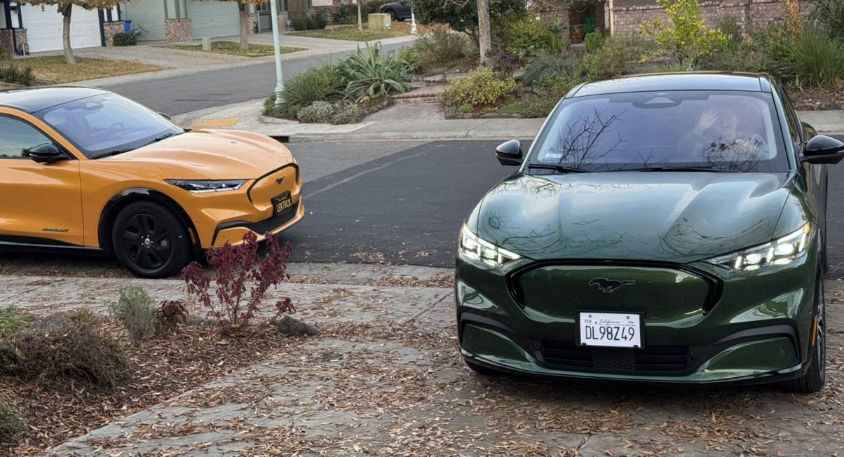 SO picks up a 2024 Eruption Green Premium... now a dual Mach-E couple ...