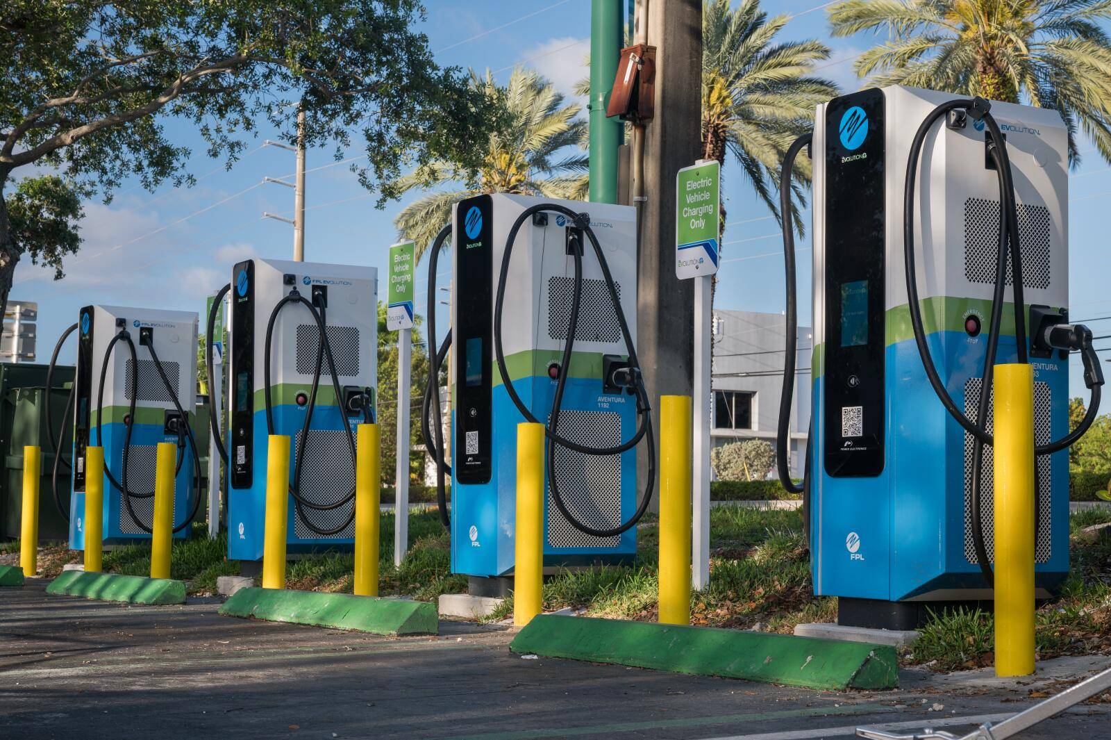 BlueOval Charge Network adds FPL EVolution | MachEforum - Ford Mustang ...