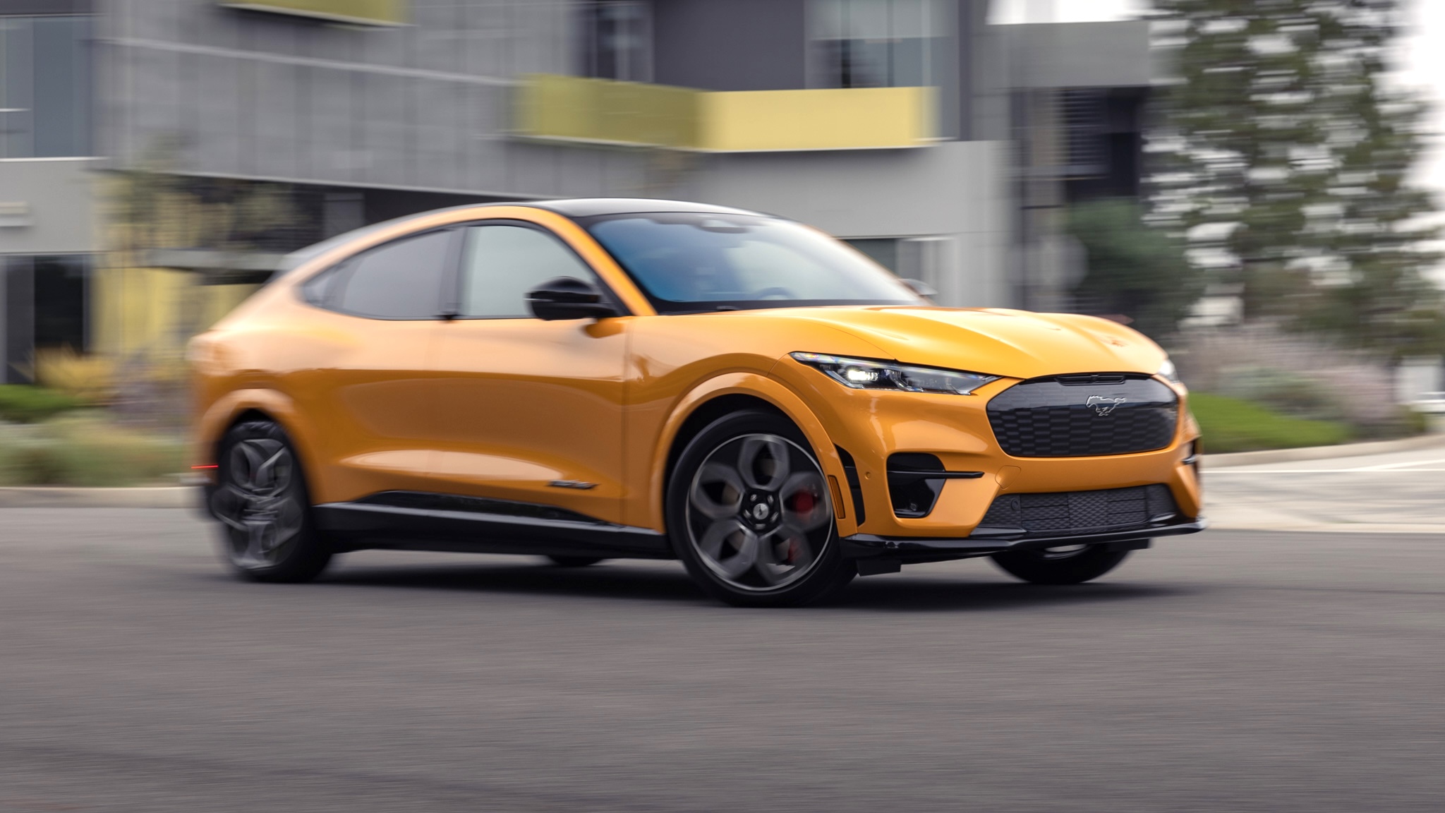 Research suggests that occasional hard acceleration is good for battery ...